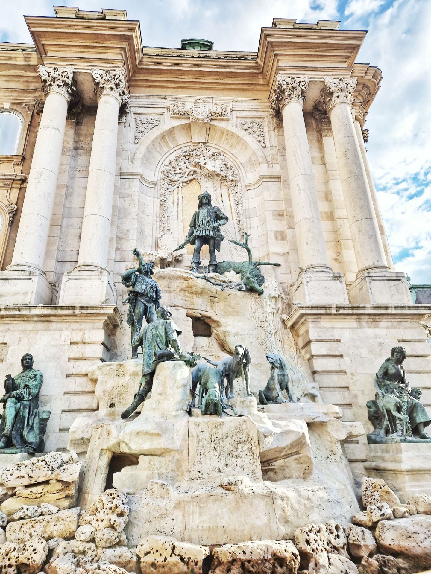 48 Hours in Budapest – Study . Work . Travel . Blog